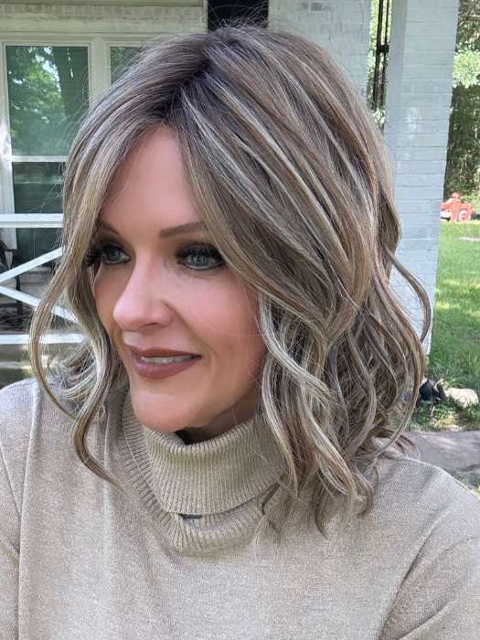 Wavy Day by Raquel Welch | Synthetic Wig – Wigs.com