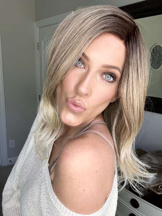 Leoni by Rene of Paris | Synthetic Wig – Wigs.com