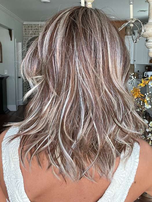 Dazzling Wavez by Rene of Paris | Synthetic Wig – Wigs.com