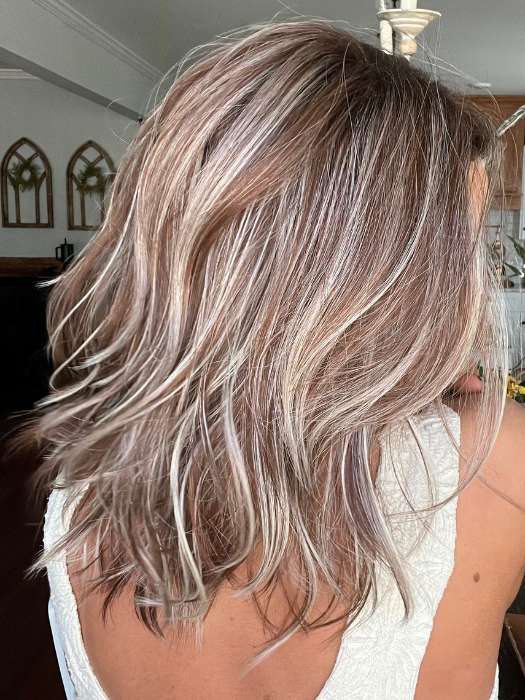 Dazzling Wavez by Rene of Paris | Synthetic Wig – Wigs.com