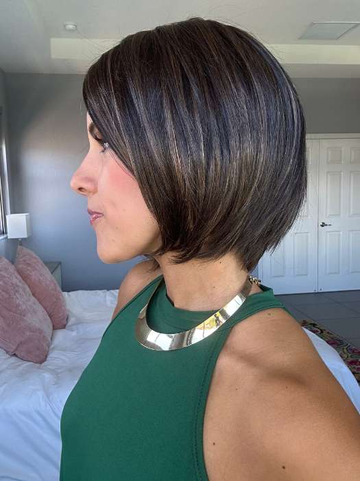 Straight Up With a Twist Elite Wig by Raquel Welch | Lace Front – Wigs.com