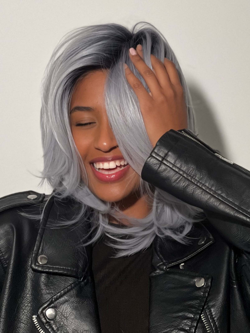 Luxe Sleek by Rene of Paris | Synthetic Wig – Wigs.com