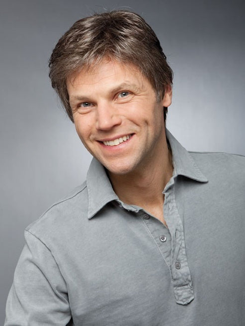 George 5 Stars 2.0 by Ellen Wille | Men's Wig | 100% Hand-Tied – Wigs.com